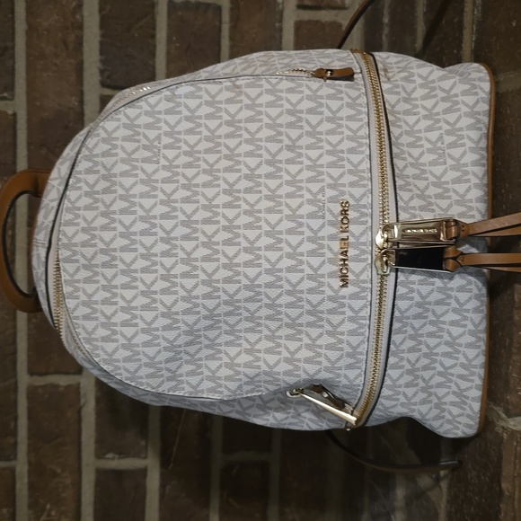 Michael Kors | Bags | Michael Kors Rhea Medium Mk Signature Backpack In ...